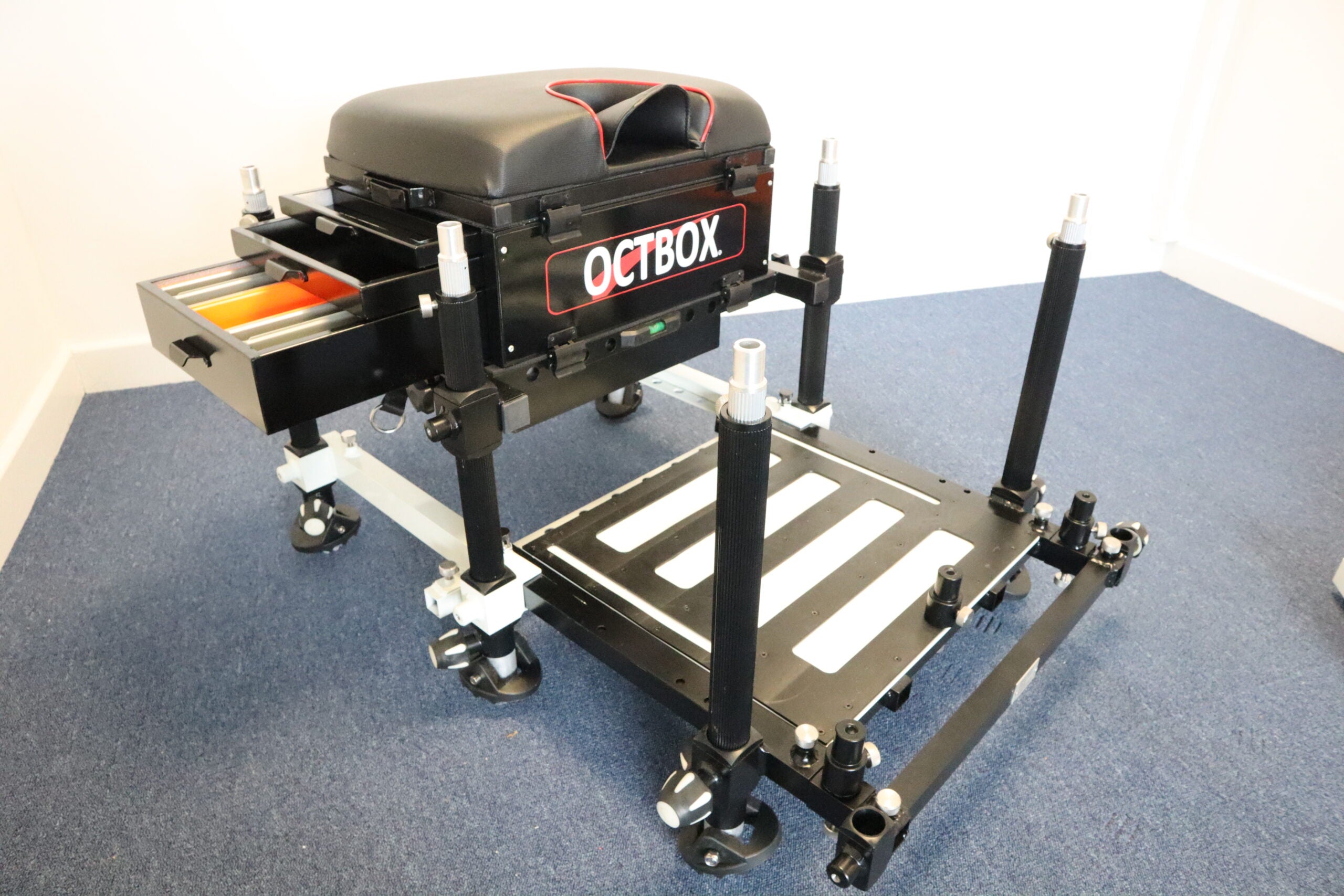 Octbox D36 Anniversary Limited Edition Seatbox – Hengelsport Kruidenier